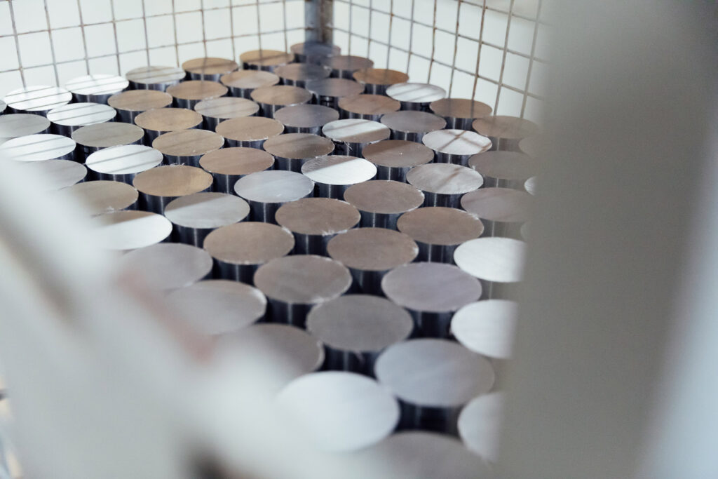 Medical technology - Titanium Solutions